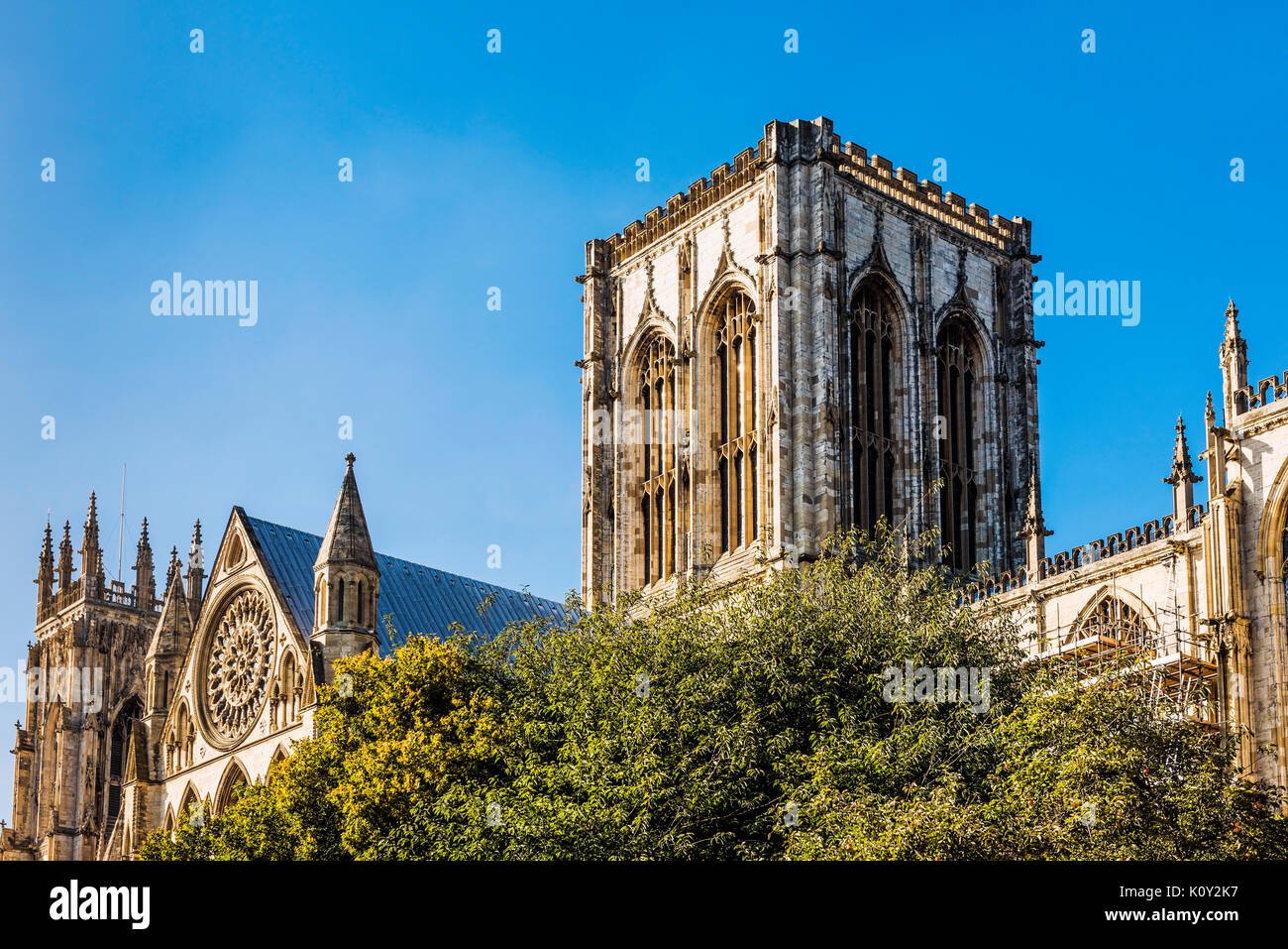 York yorkshire england cathedral hi-res stock photography and images ...