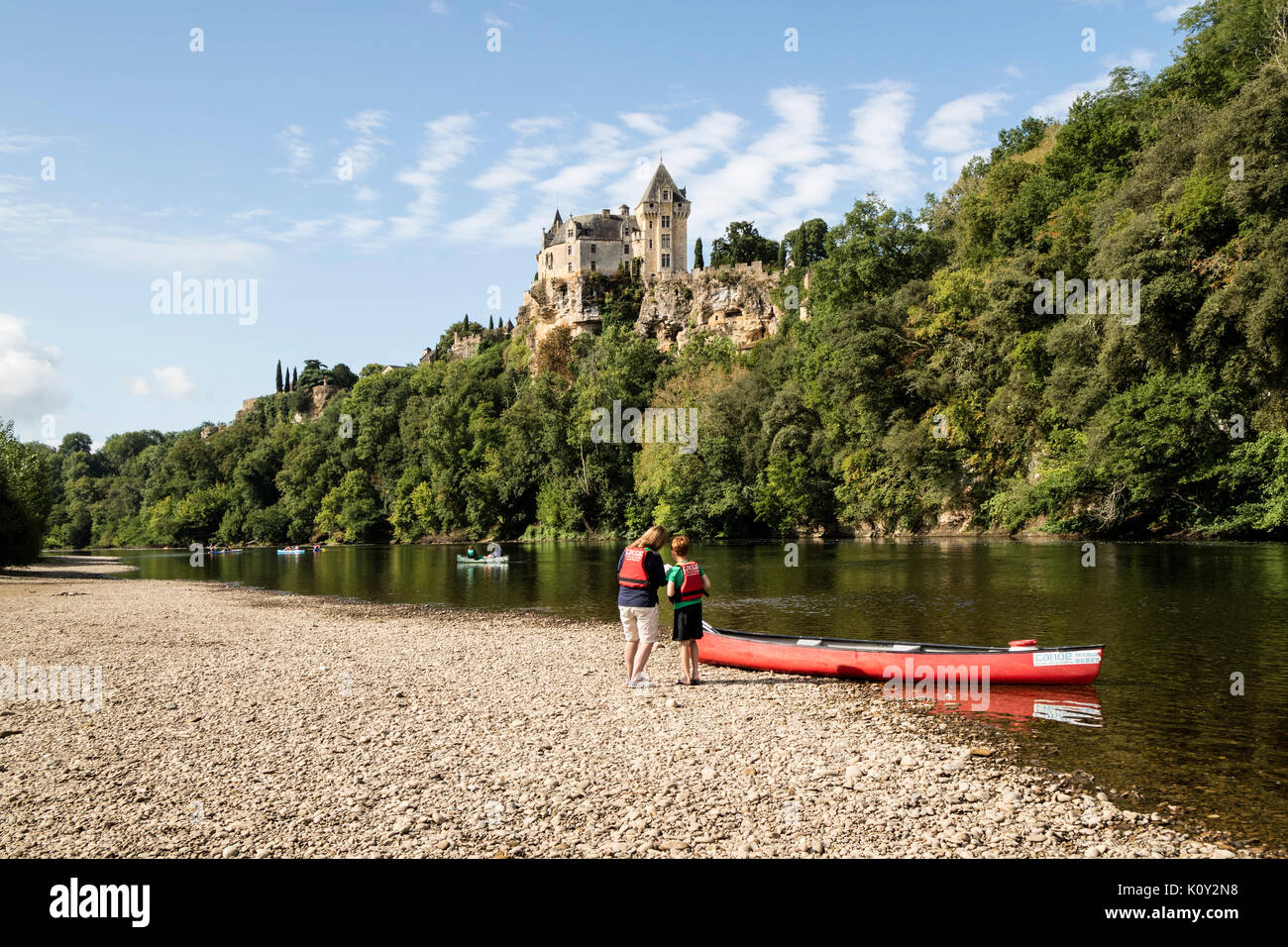 Canoe on dordogne river hi-res stock photography and images - Alamy