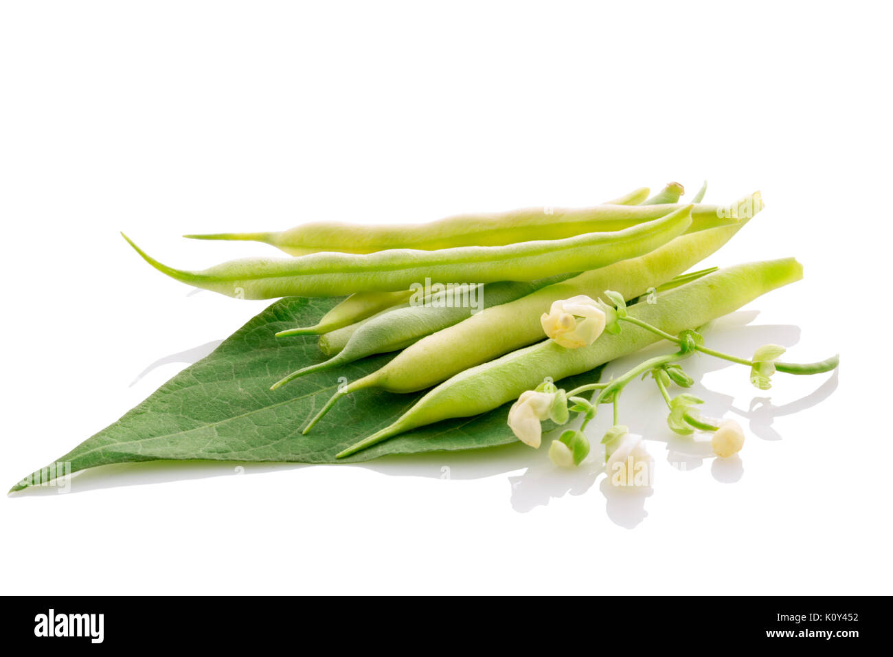 fresh organic green beans isolated on white background Stock Photo - Alamy