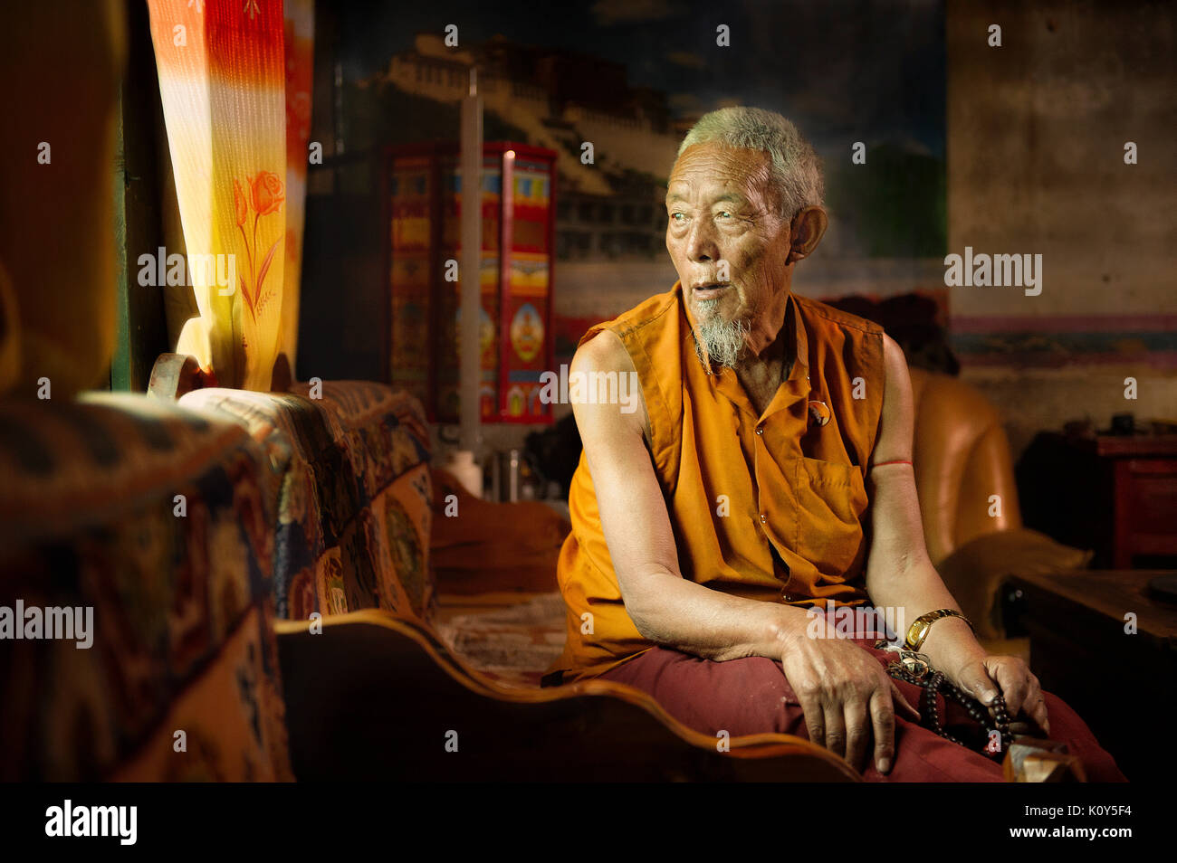 Tibetan lama buddhism hi-res stock photography and images - Alamy