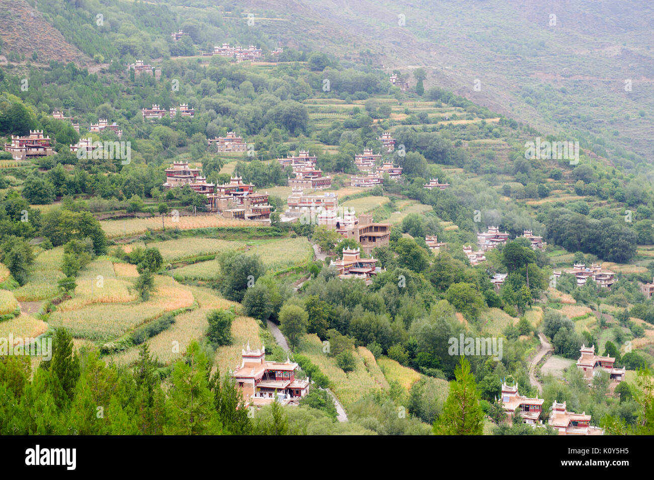 Kham tibet hi-res stock photography and images - Alamy