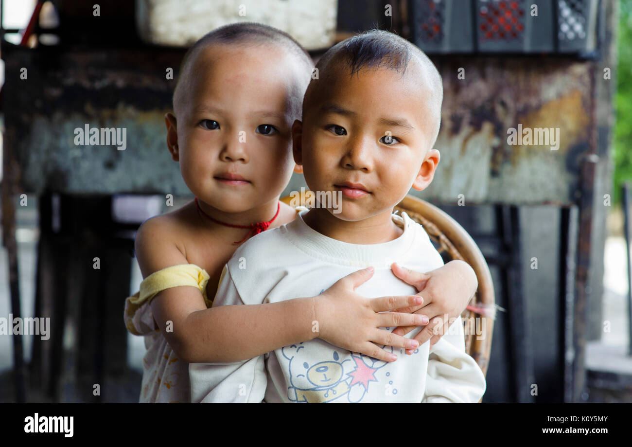 Bulang ethnic minoriy children. Xishuangbanna, Yunnan, China Stock ...