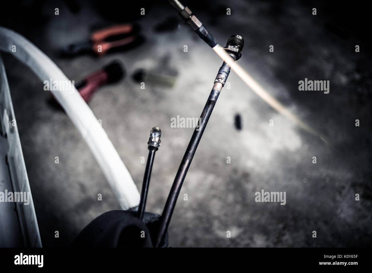 Mechanic Connecting pipe for refrigeration Stock Photo - Alamy