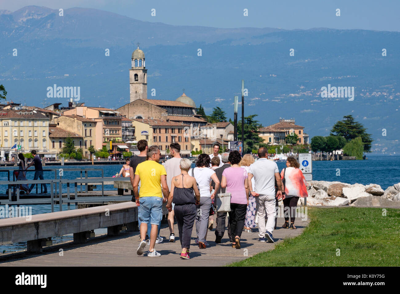 Lakeside promenade in Salò, Lake Garda, Brescia Province, Lombardy ...