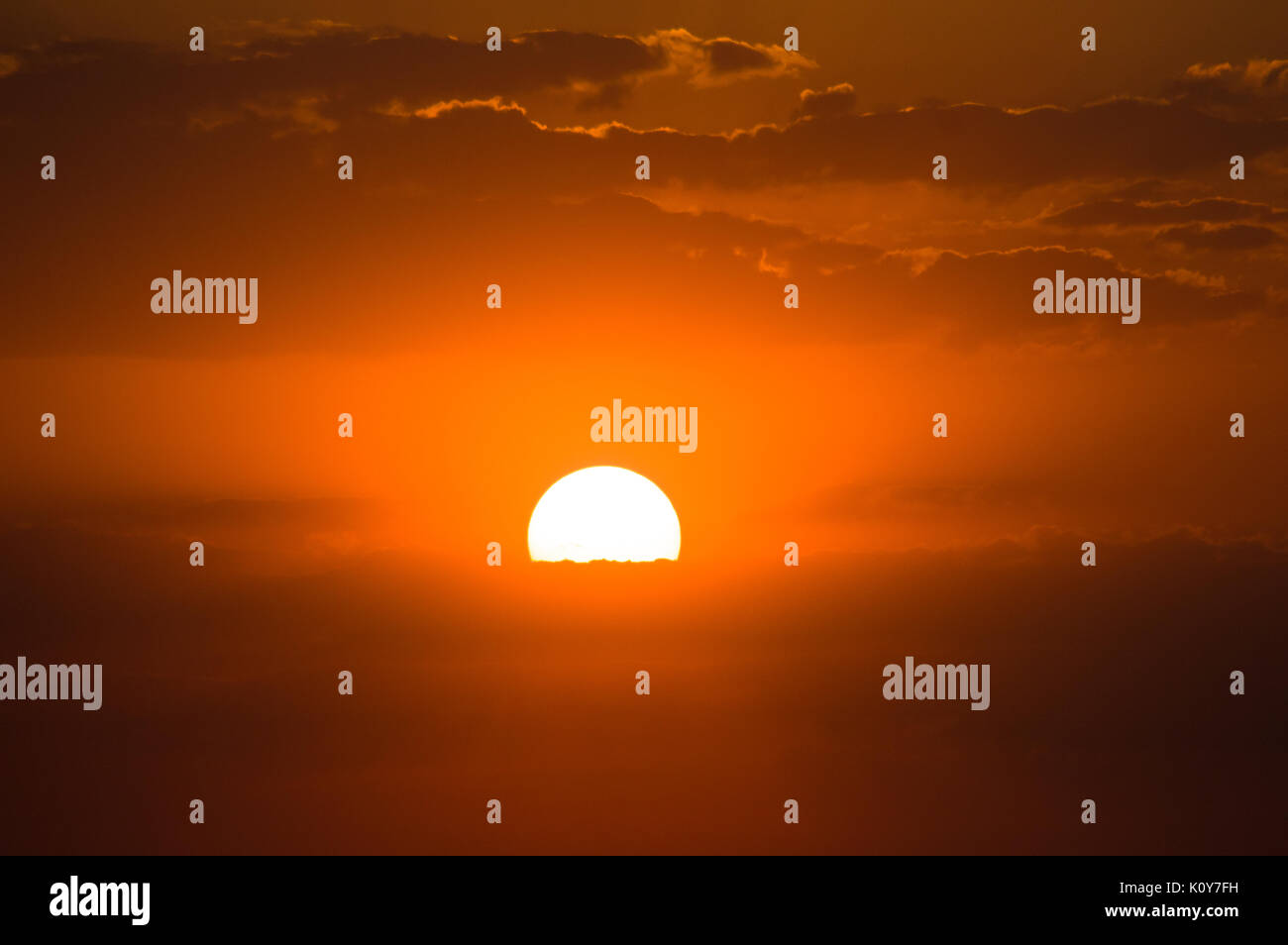 Set light hi-res stock photography and images - Alamy