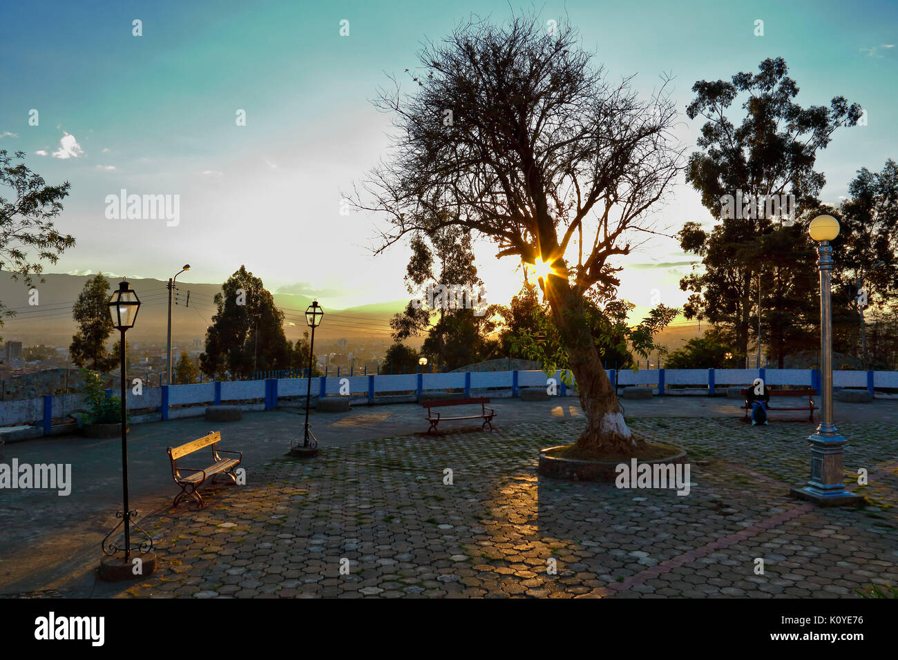 Square headlights hi-res stock photography and images - Alamy