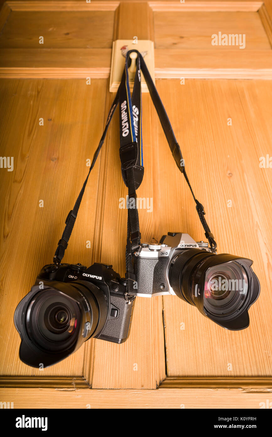 Mirrorless interchangeable lens hi-res stock photography and images - Alamy