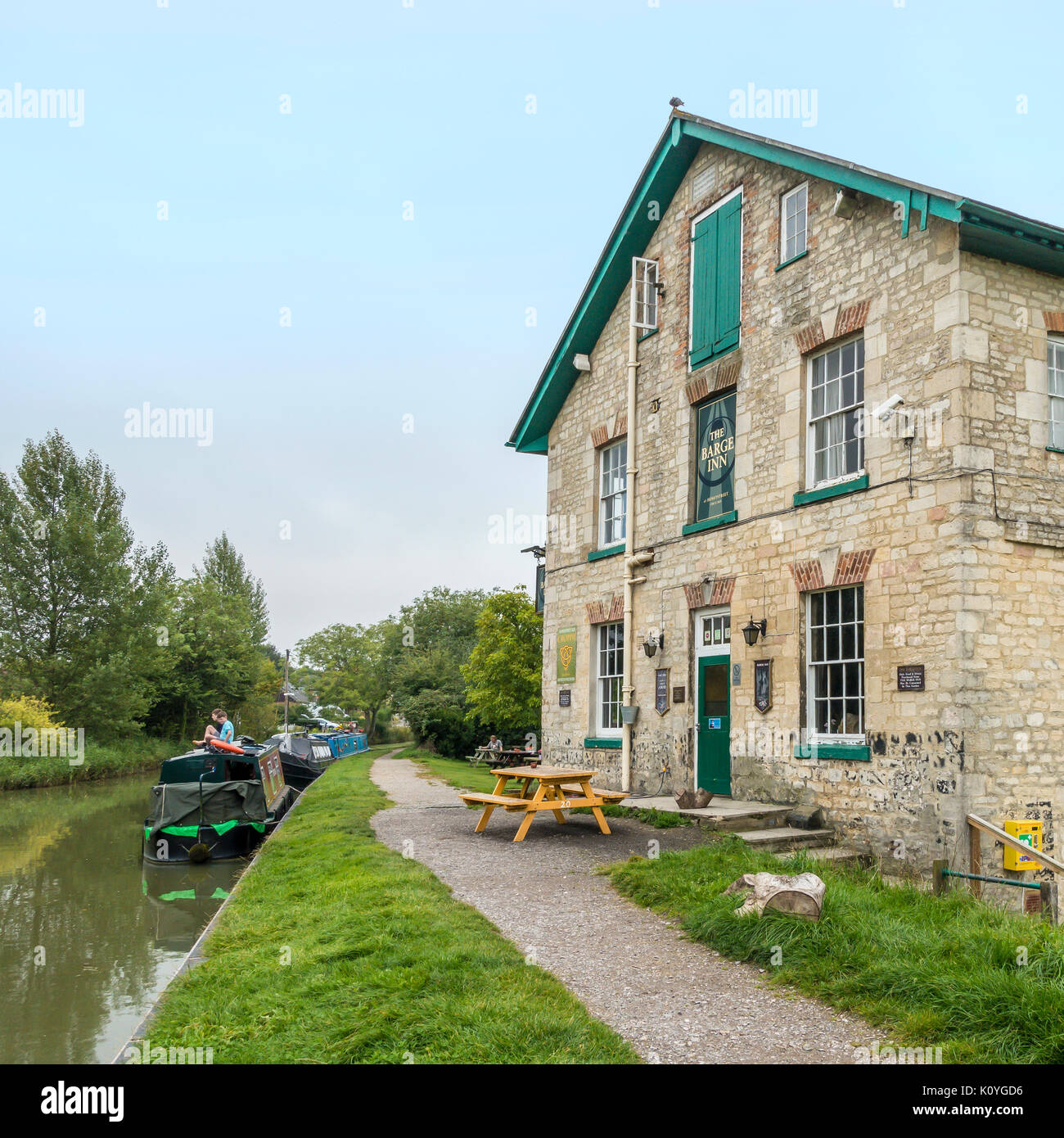 The Barge Inn,Restaurant,Pub,Kennet and Avon Canal,Honeystreet,Devizes ...