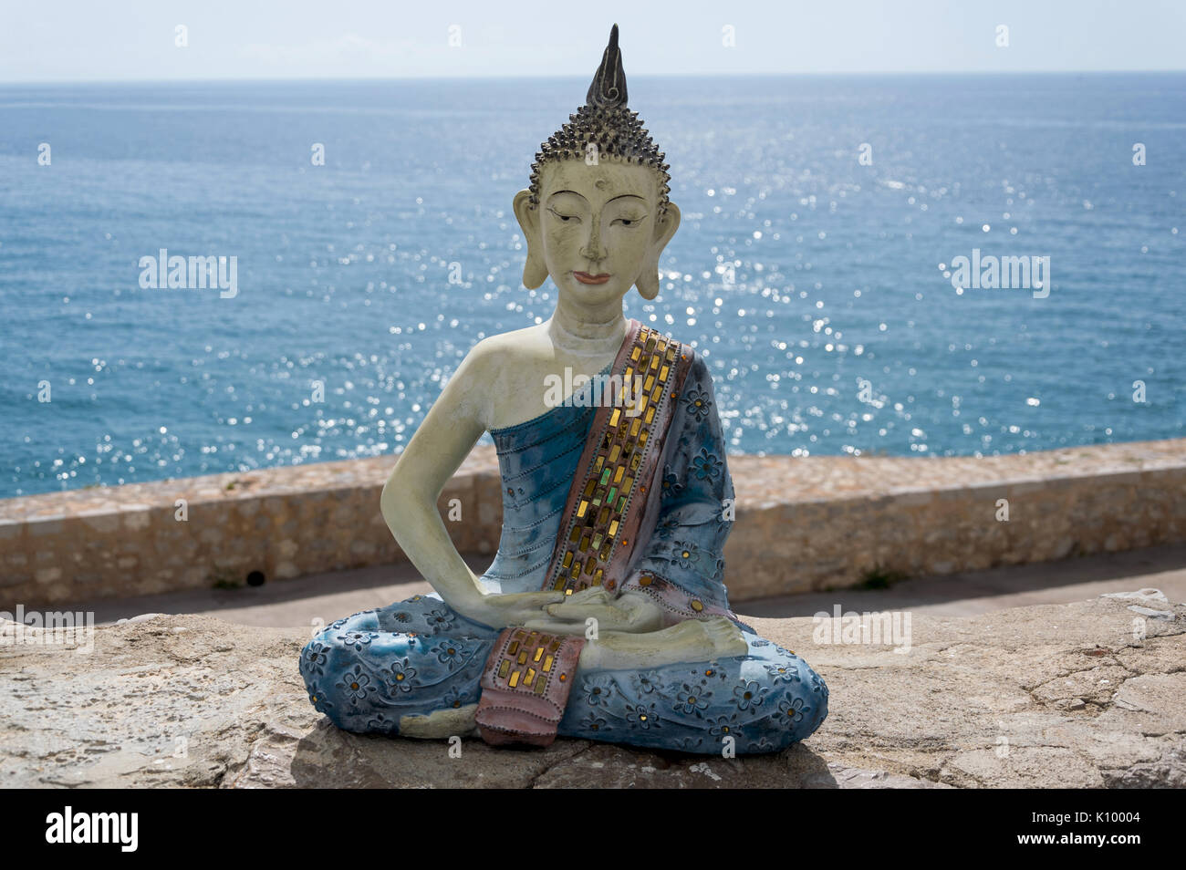 Meditation on the mediterranean sea Stock Photo - Alamy