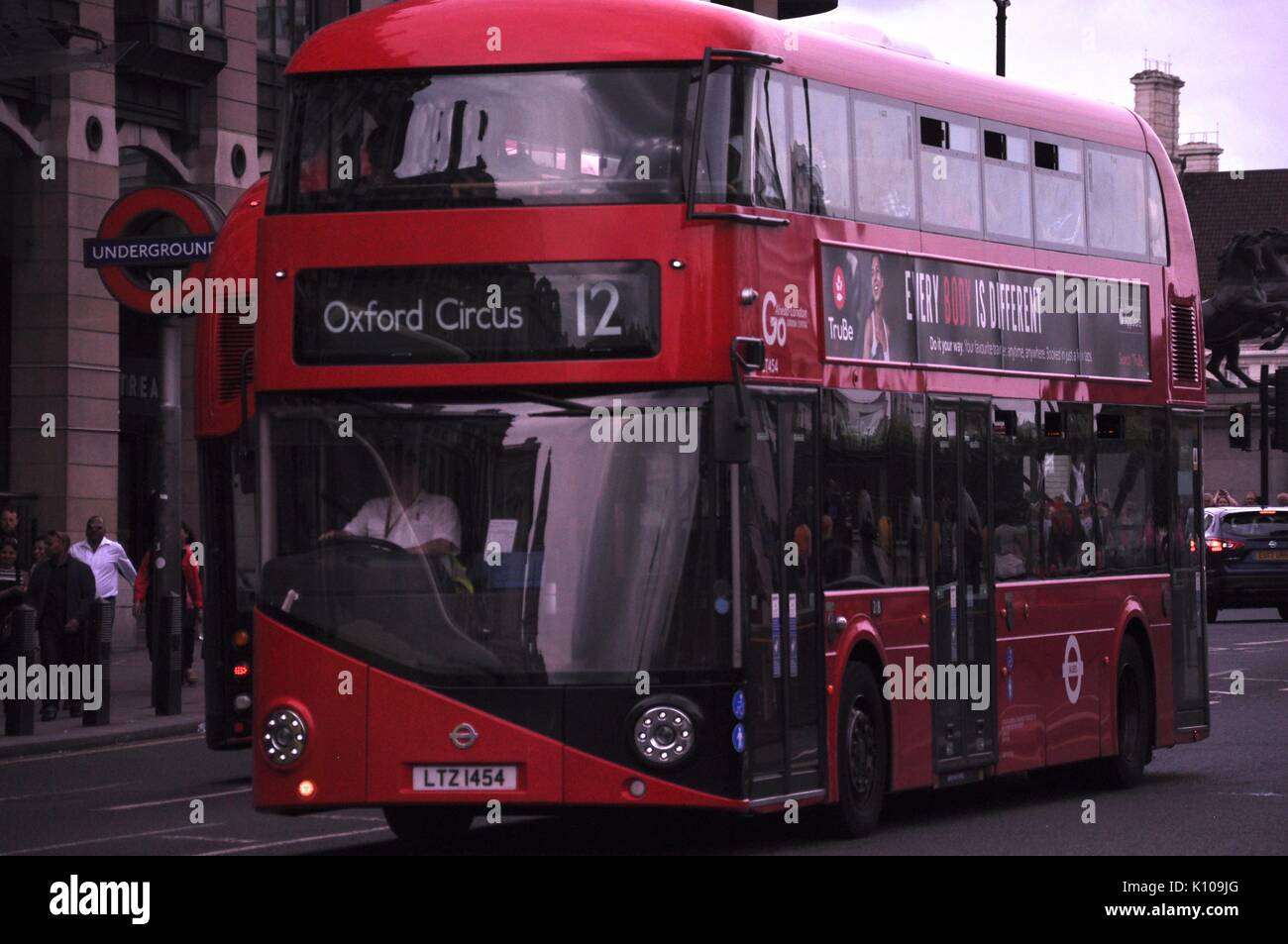 London double decker bus Stock Photo - Alamy