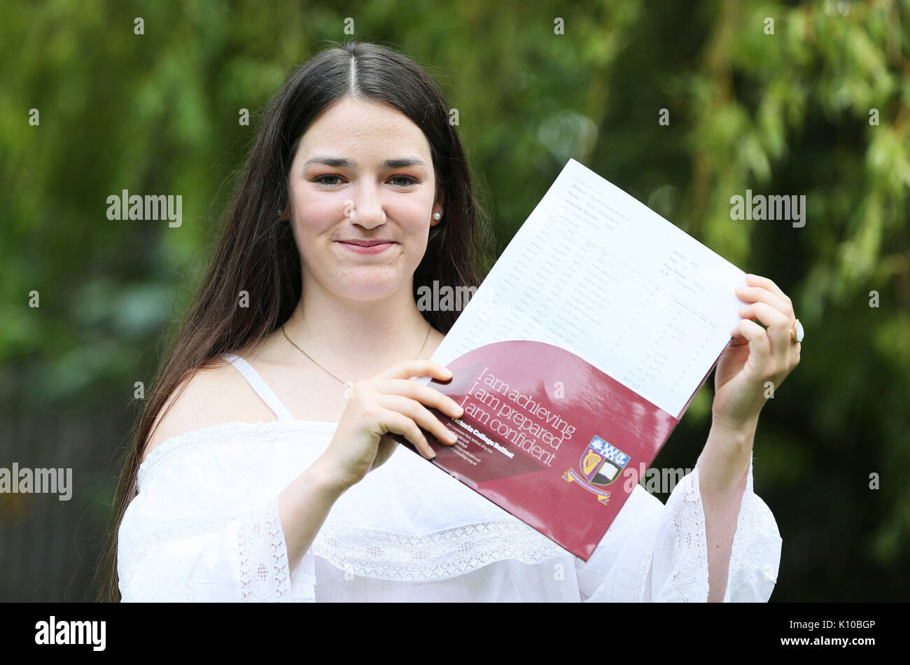 Sarah Hand who achieved 10 A*s after receiving her GCSE results at ...