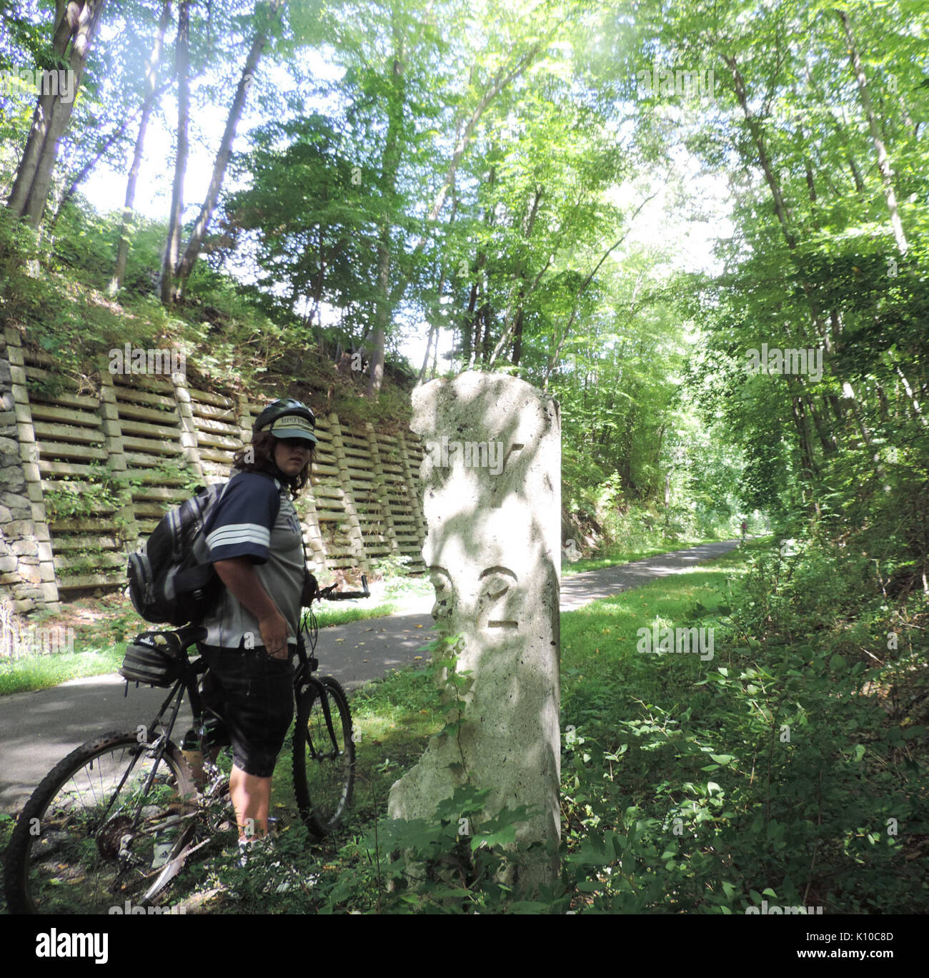 Old put hi-res stock photography and images - Alamy