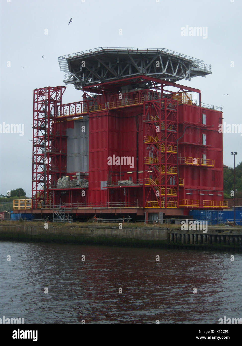 Abandoned riverbank site hi-res stock photography and images - Alamy