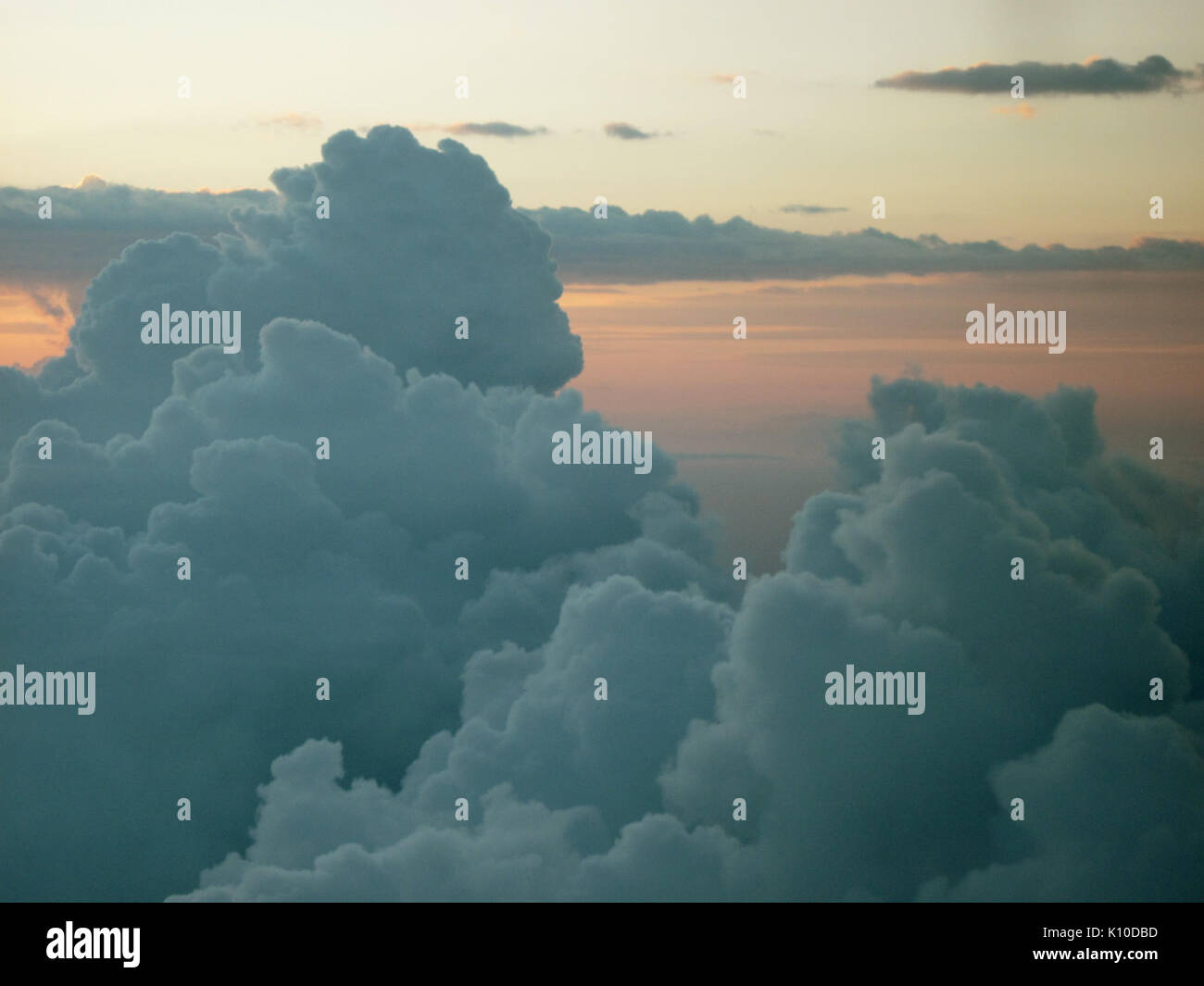 Above earths atmosphere hi-res stock photography and images - Alamy