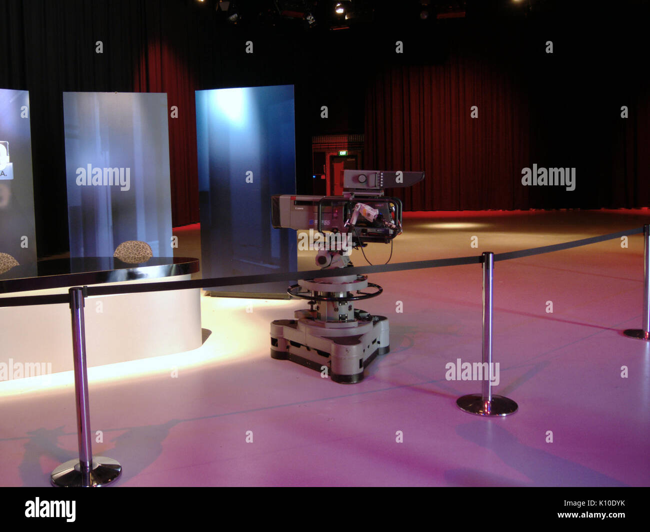 ABC Perth Studio 61 mock 730WA set (2) (E37@OpenHousePerth2014 Stock ...