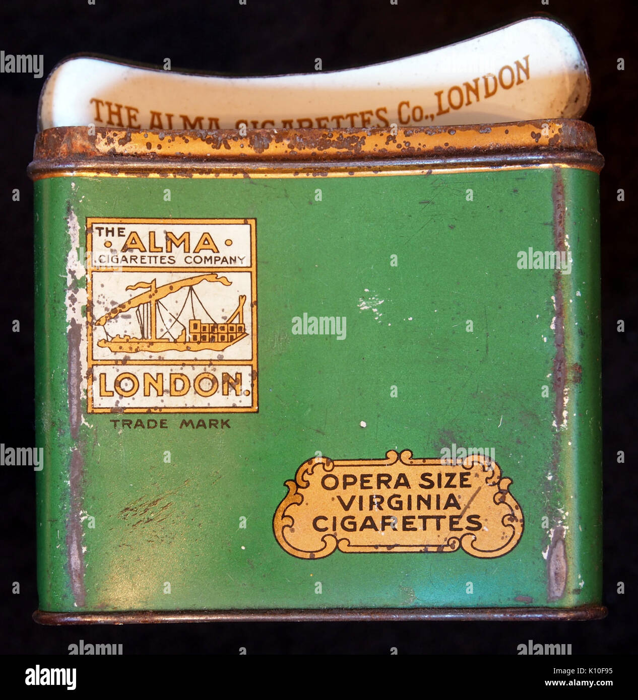 Alma cigarettes tin Stock Photo - Alamy
