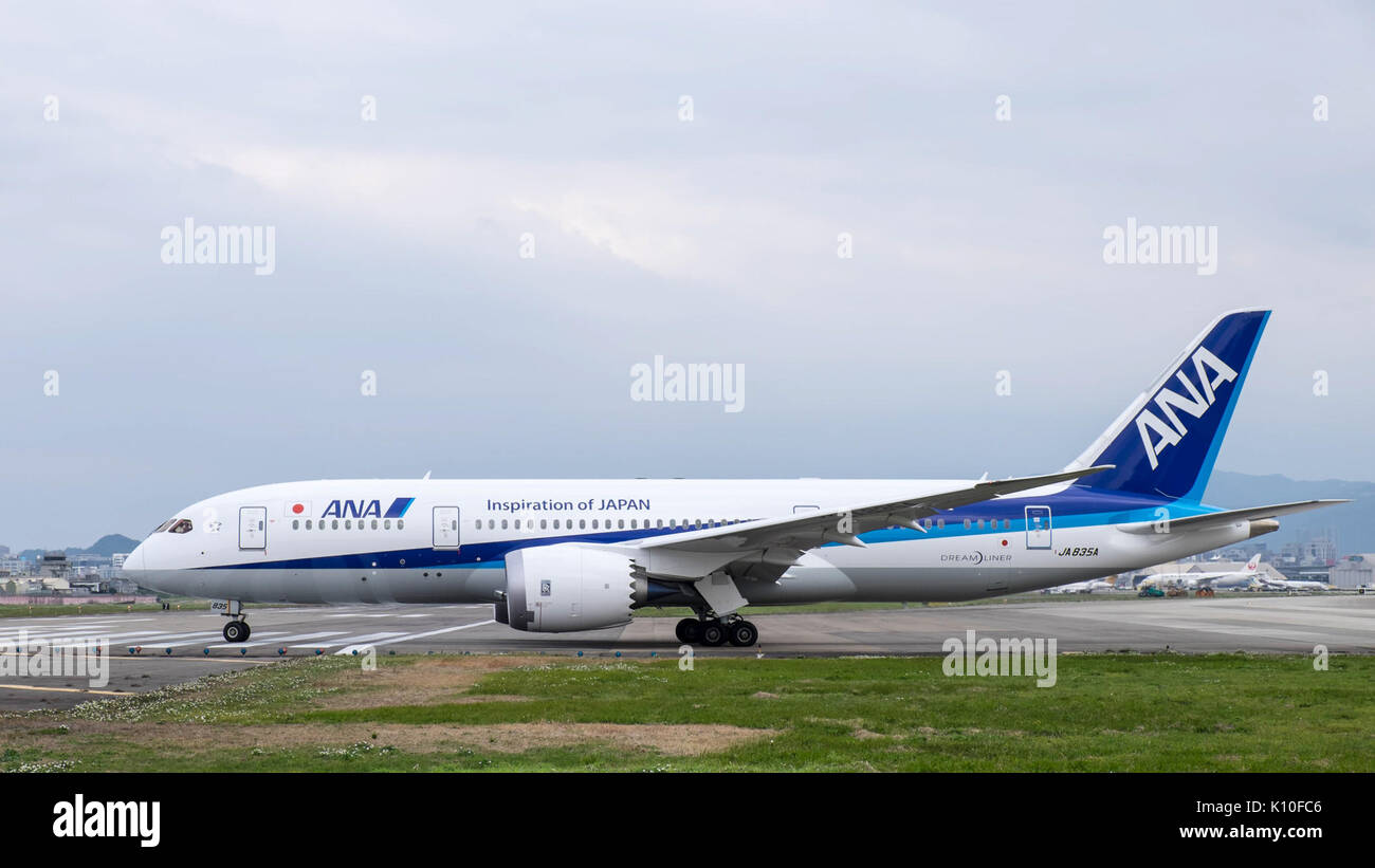 ANA Boeing 787 881 JA835A Departing from Taipei Songshan Airport ...
