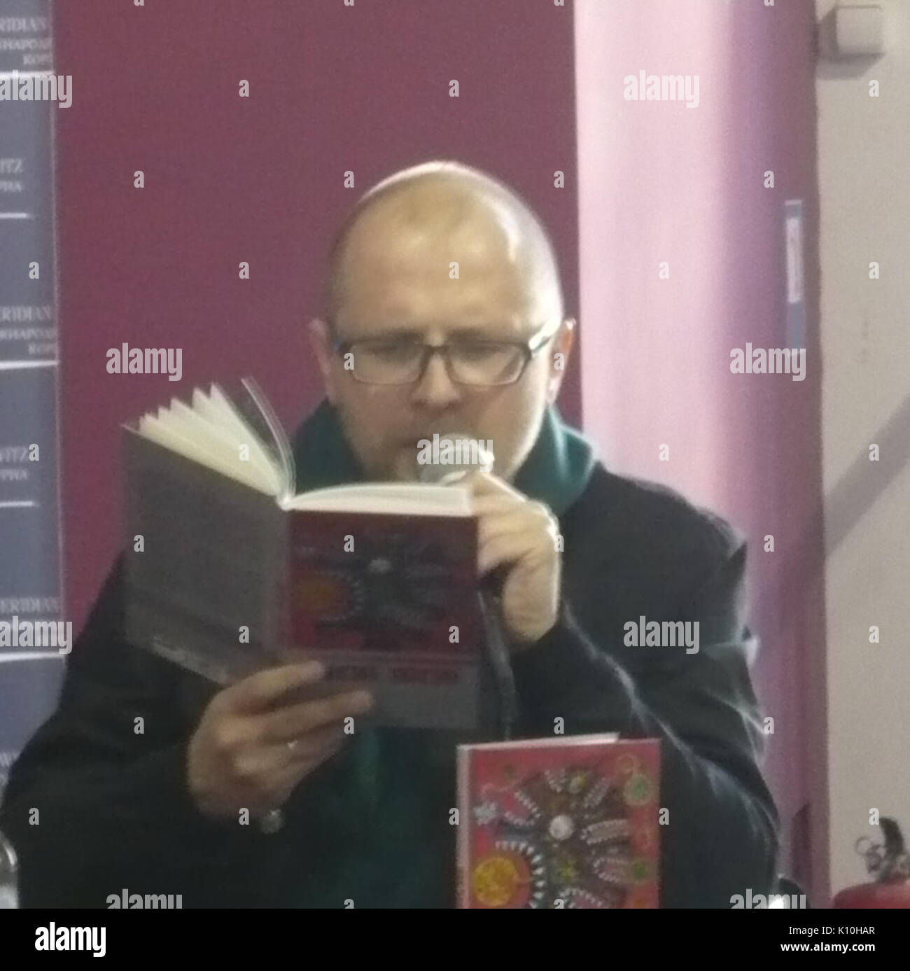 Bondar hi-res stock photography and images - Alamy