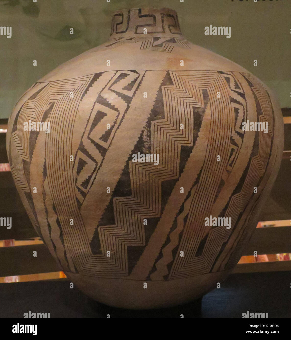 Ancestral Pueblo, Red Mesa black on white storage jar, 870 1000 CE ...