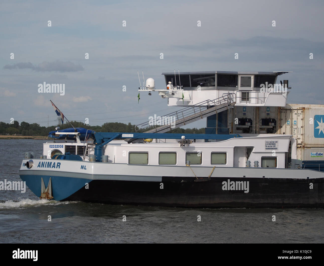 Animar ENI 02332008 op de Nieuwe Maas rivier, pic1 Stock Photo - Alamy
