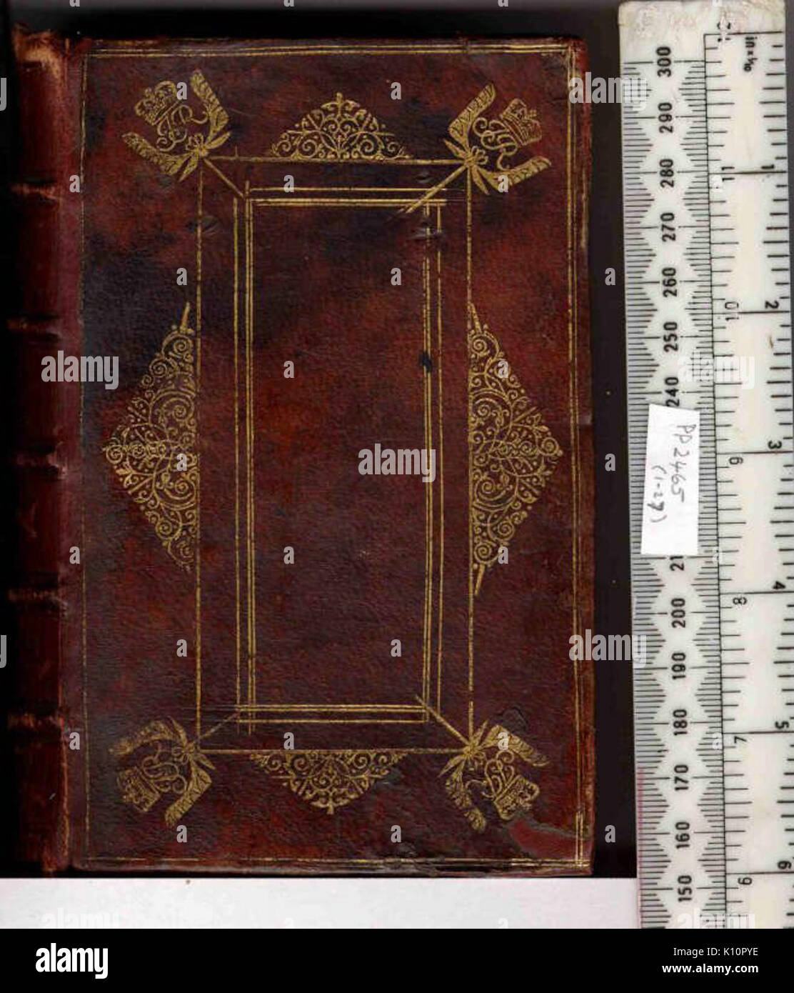 Almanacks hi-res stock photography and images - Alamy