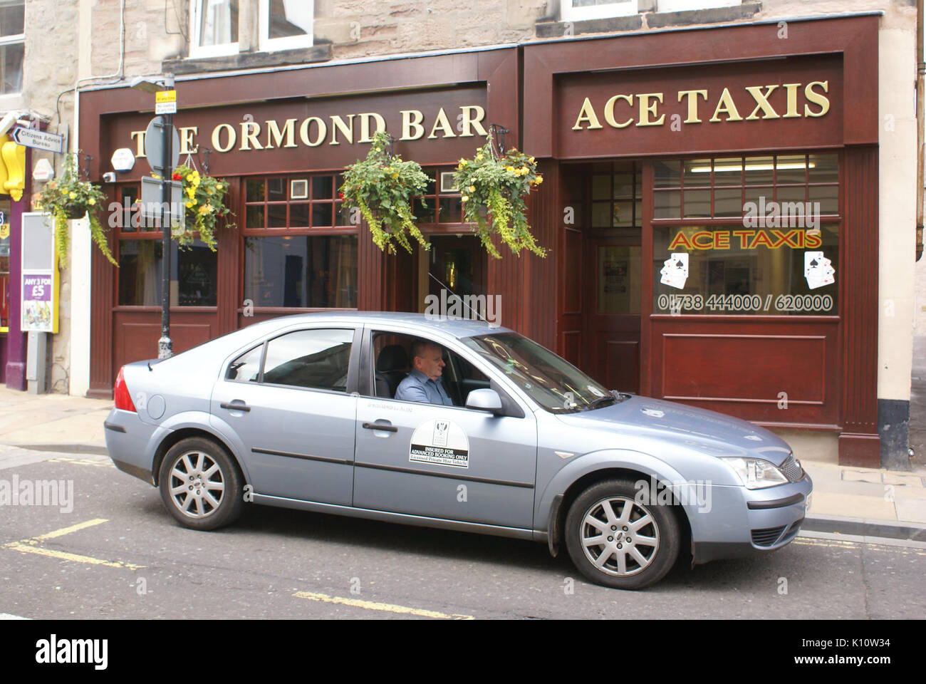 Ace taxis perth scotland Stock Photo - Alamy