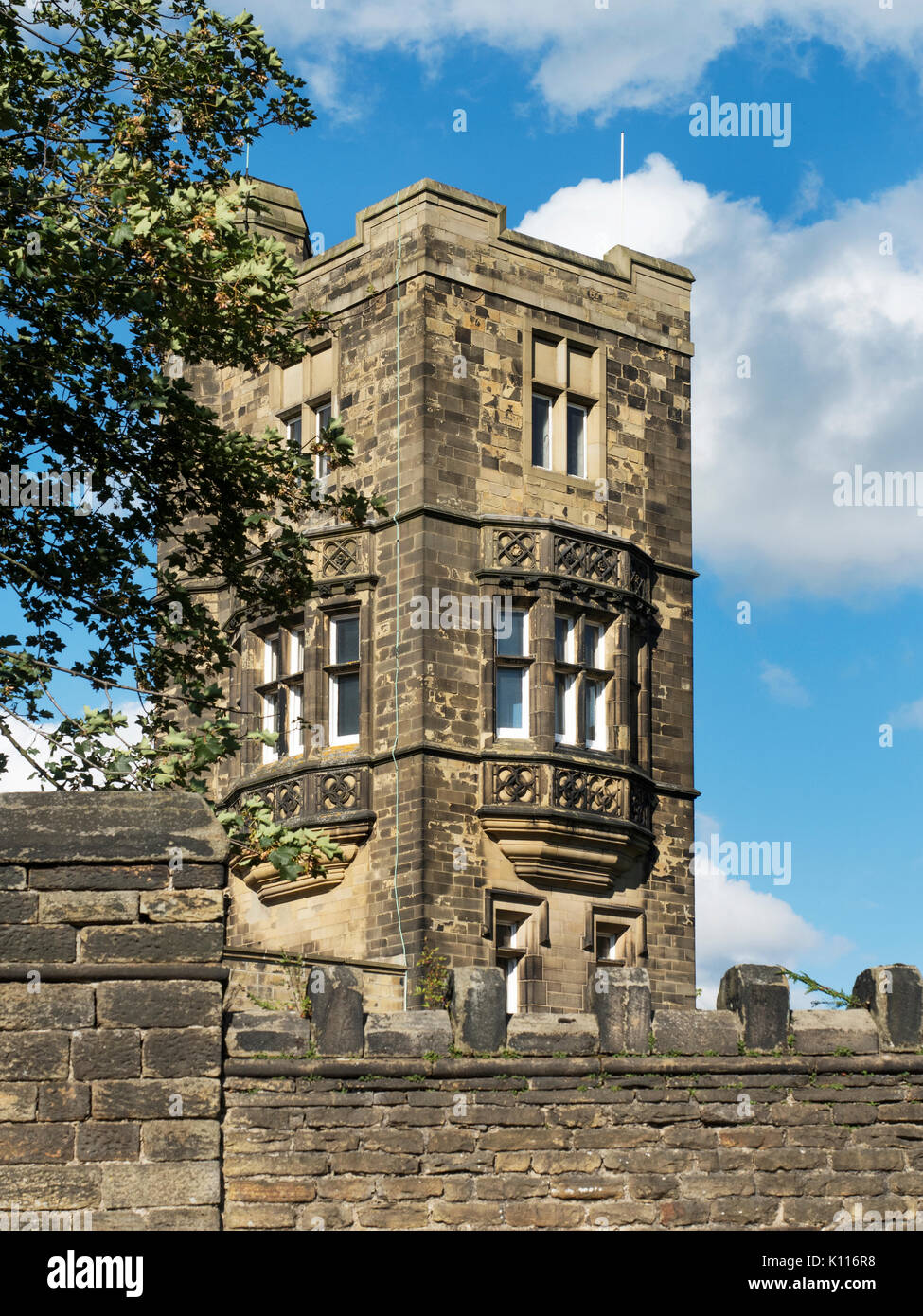 Cliffe castle keighley hi-res stock photography and images - Alamy