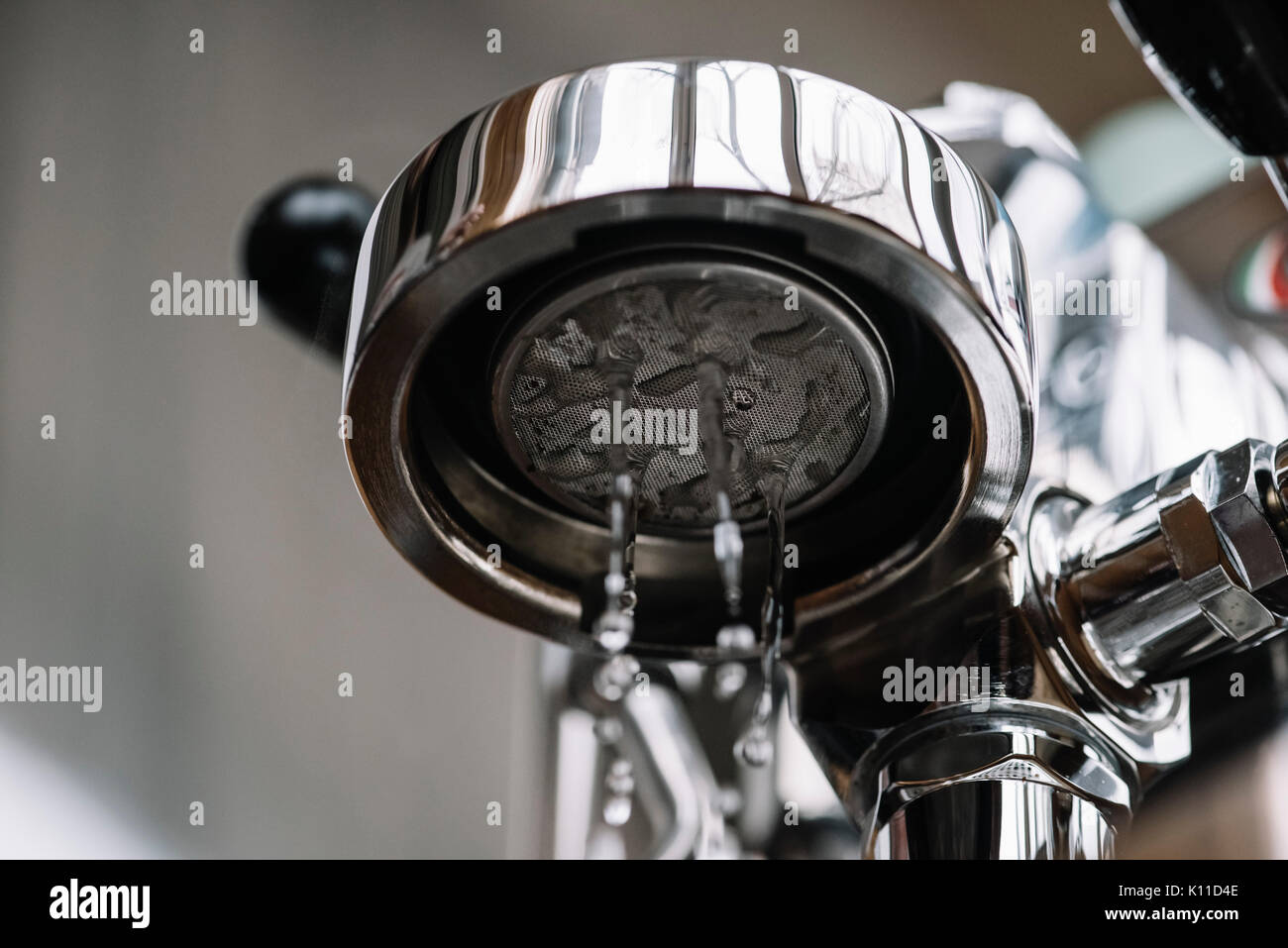 Espresso machines hi-res stock photography and images - Alamy