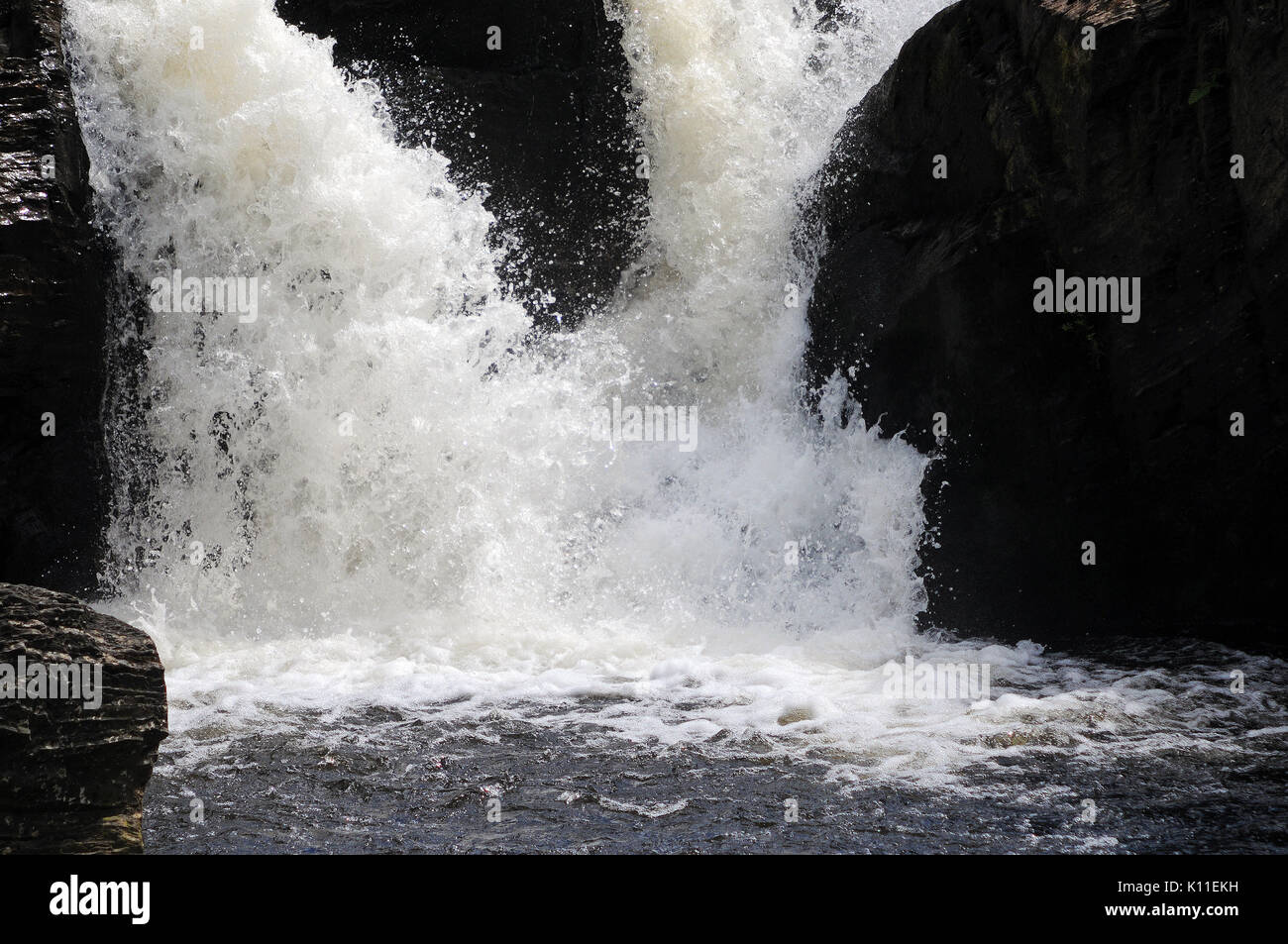 Afon ganol hi-res stock photography and images - Alamy