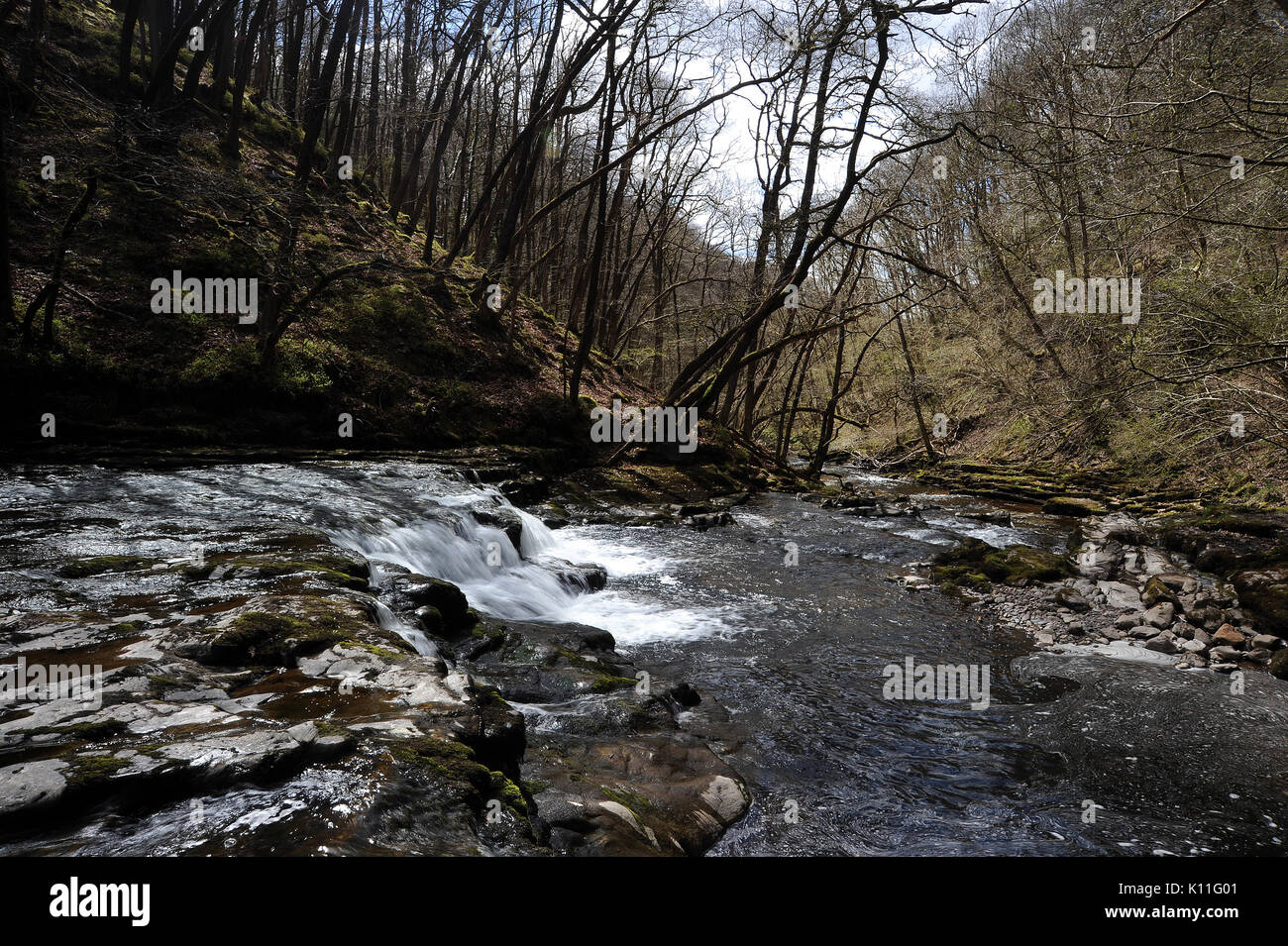 Small waterfall on the River Neath / Afon Nedd, just downstream of The ...