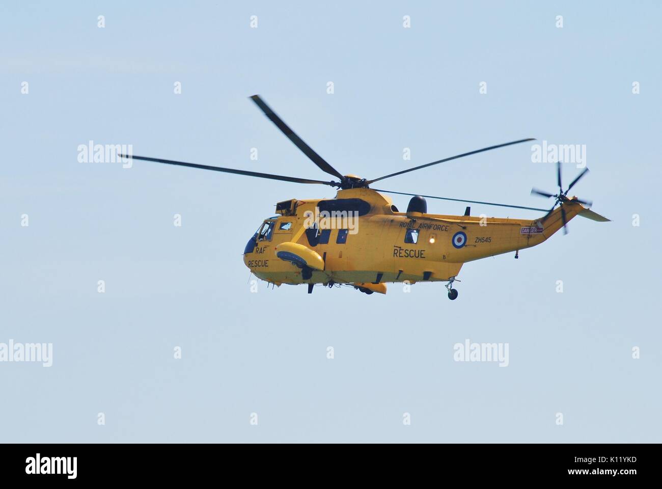 A Sea King HAR3 helicopter of the RAF Search and Rescue Squadron ...