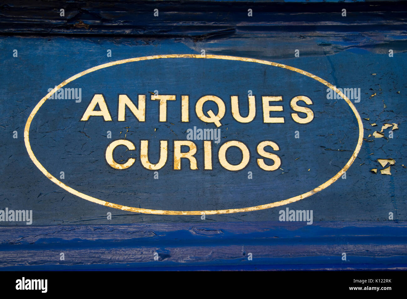 Curios sign hi-res stock photography and images - Alamy