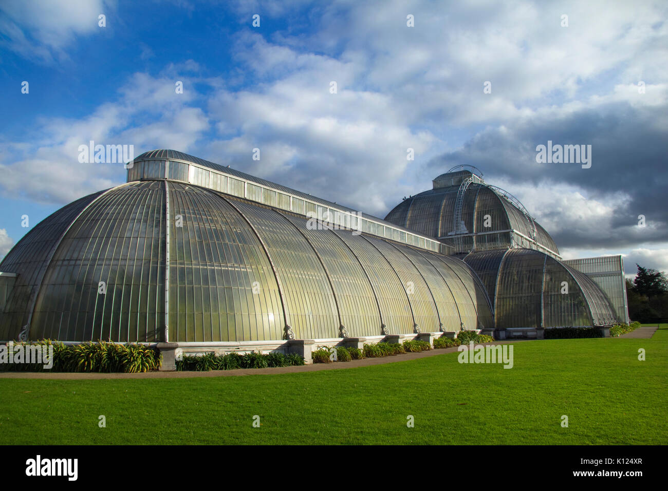 Palm House at Kew Stock Photo - Alamy