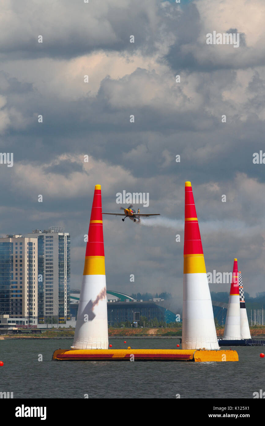 Alignment poles hi-res stock photography and images - Alamy