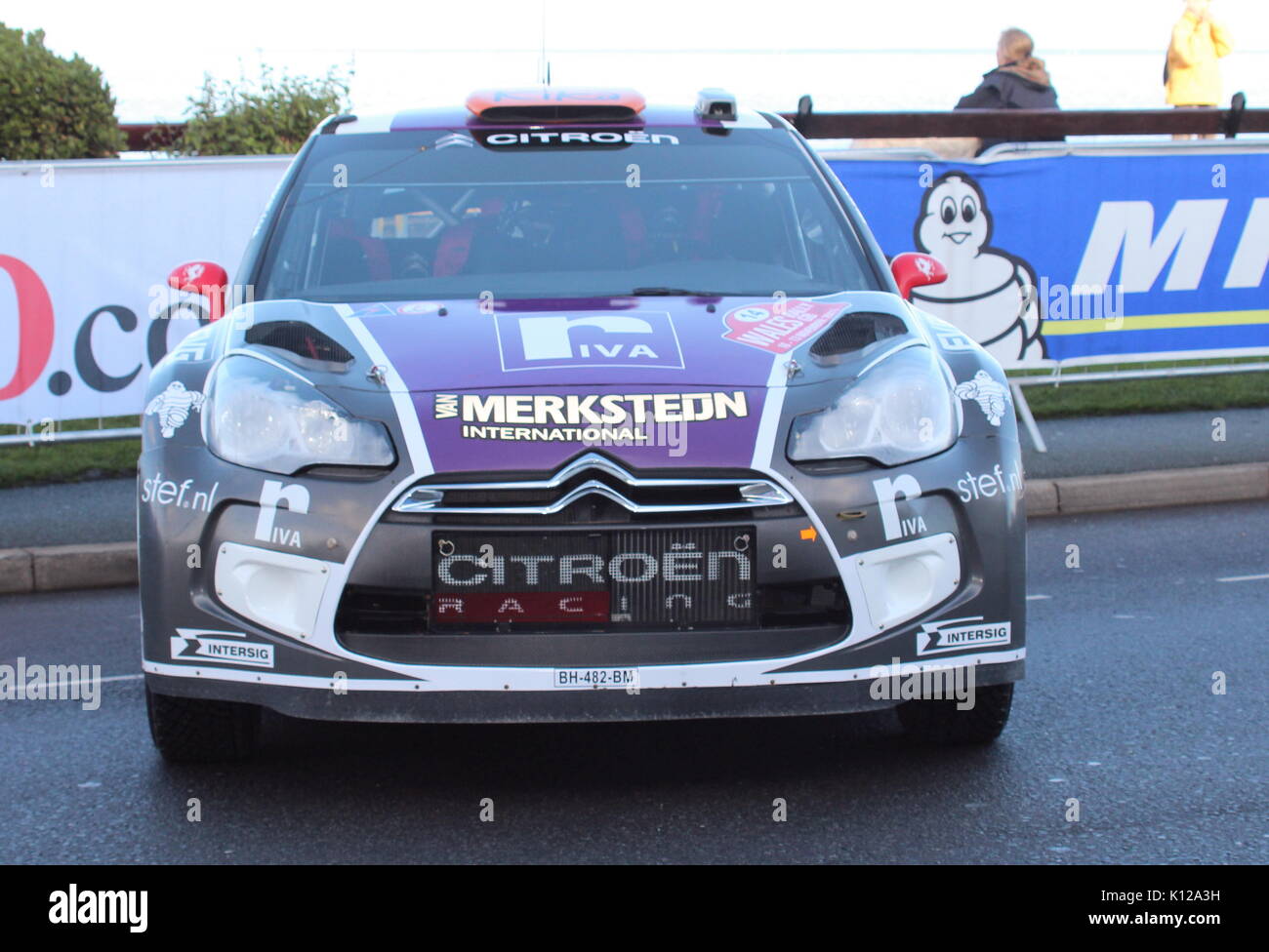 World tour raceing hi-res stock photography and images - Alamy