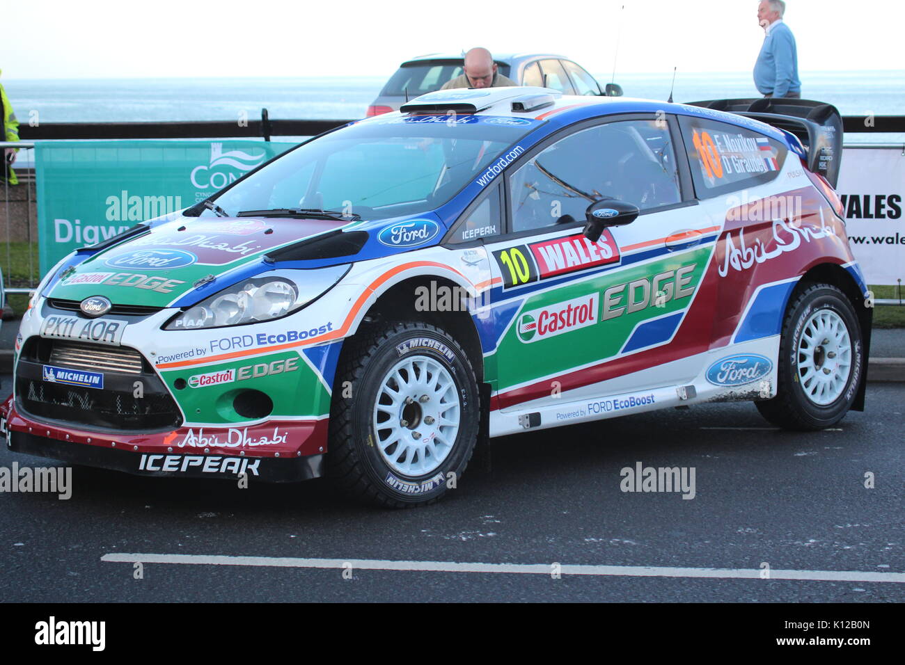 World tour raceing hi-res stock photography and images - Alamy