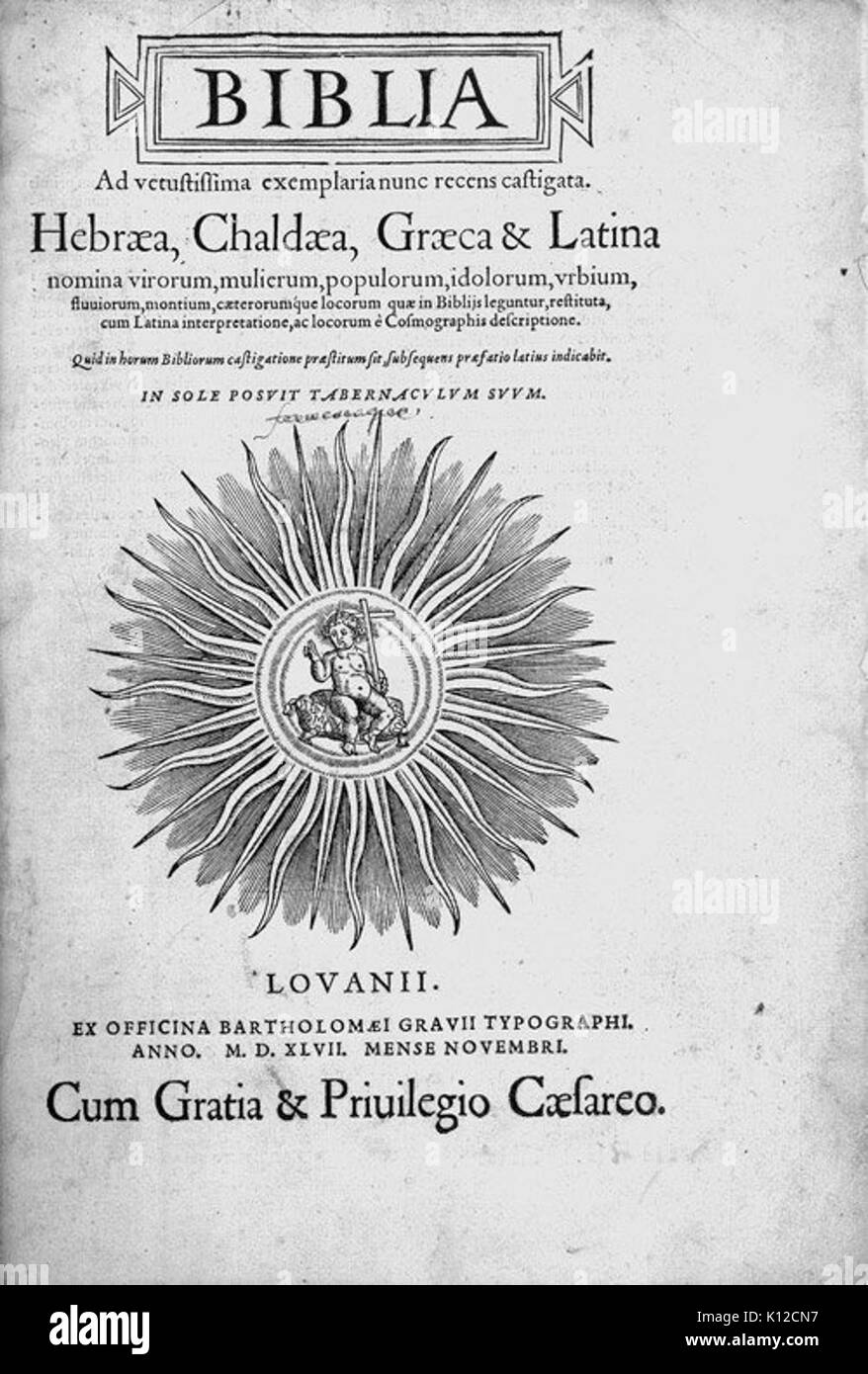 Biblia Vulgata lovaniensis 1547 Stock Photo - Alamy