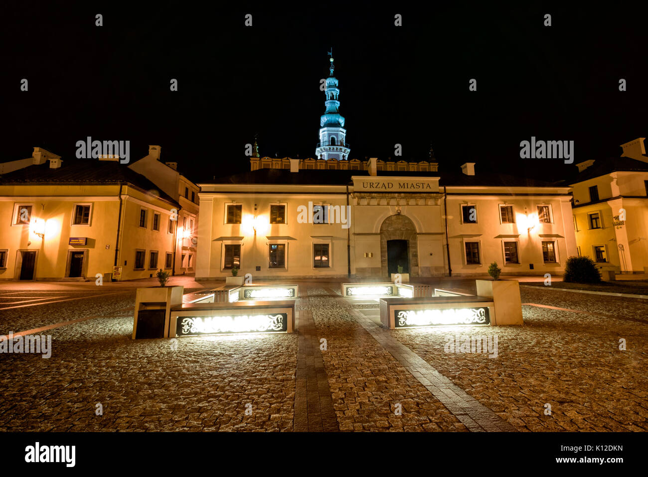 Full moon renaissance hi-res stock photography and images - Alamy