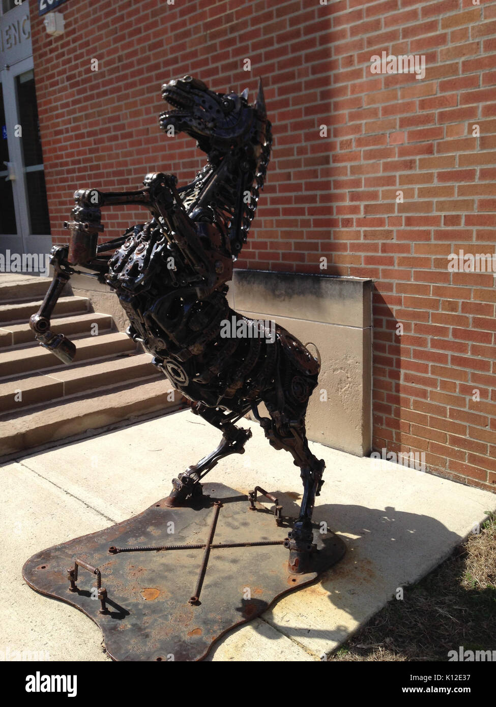 Health life sciences building hi-res stock photography and images - Alamy