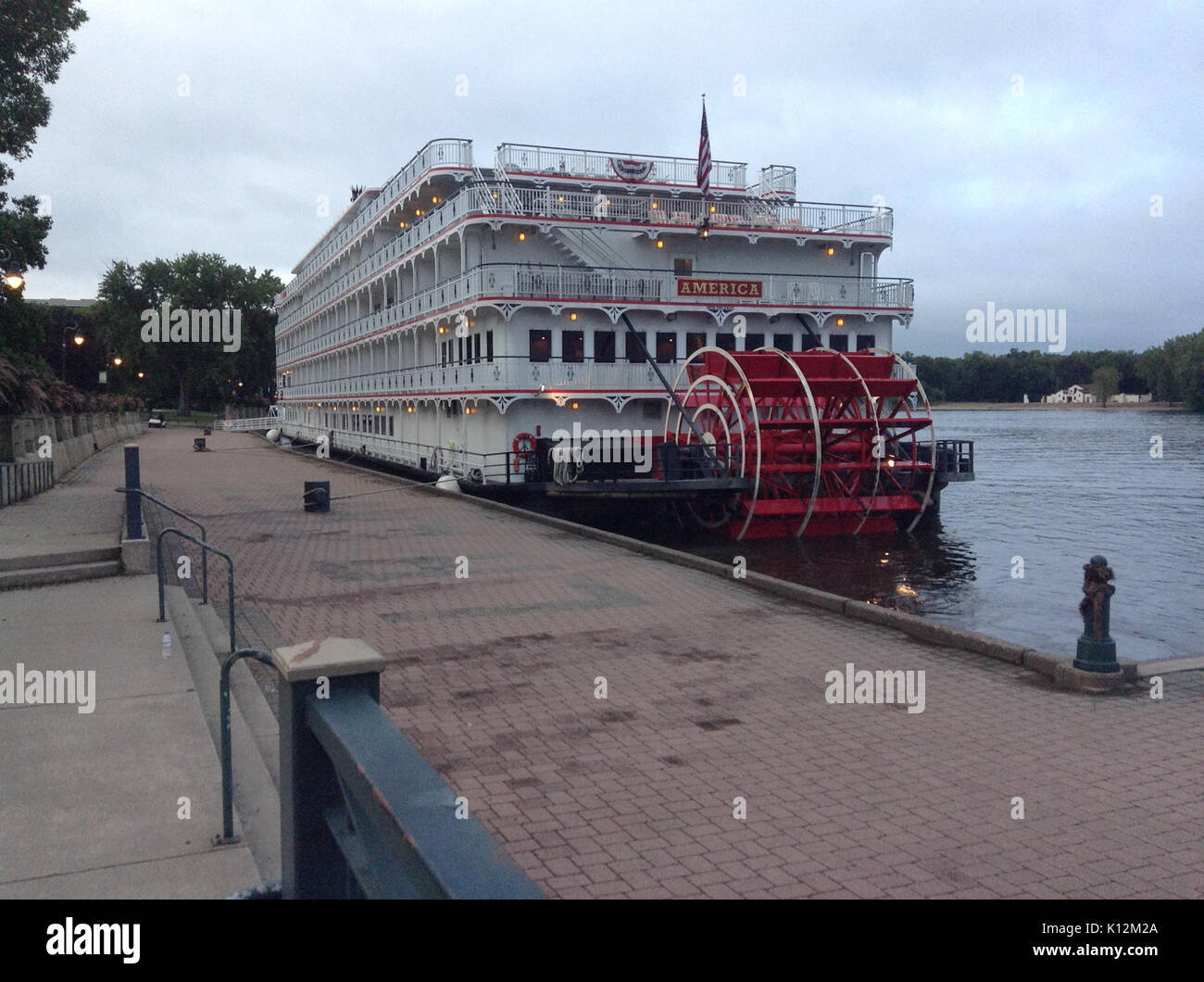 American queen hi-res stock photography and images - Alamy