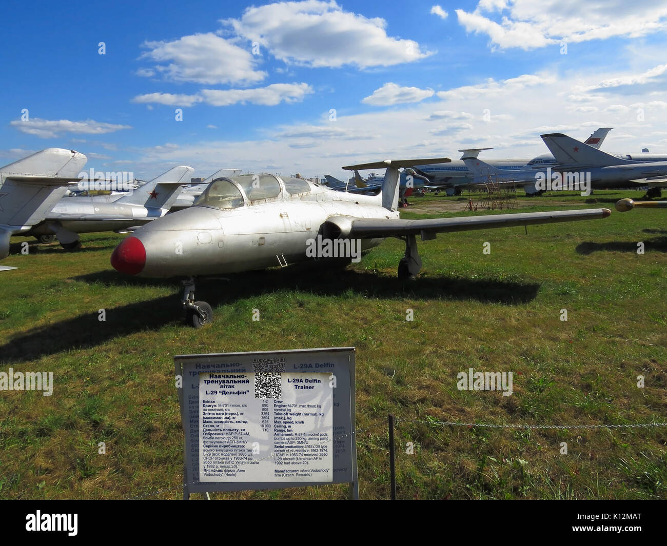L military trainer hi-res stock photography and images - Alamy