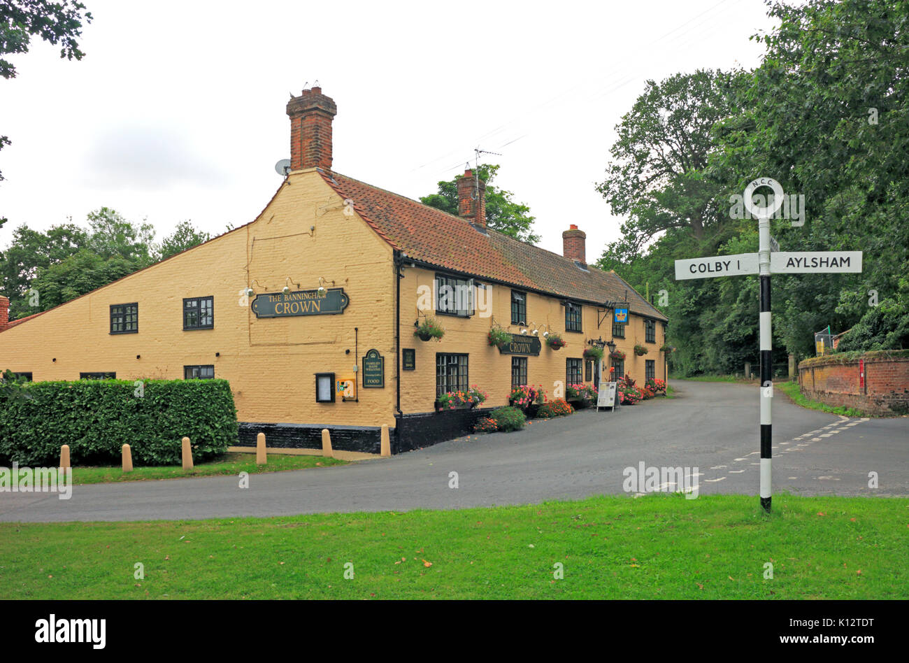 Tavern 17th Century High Resolution Stock Photography and Images - Alamy