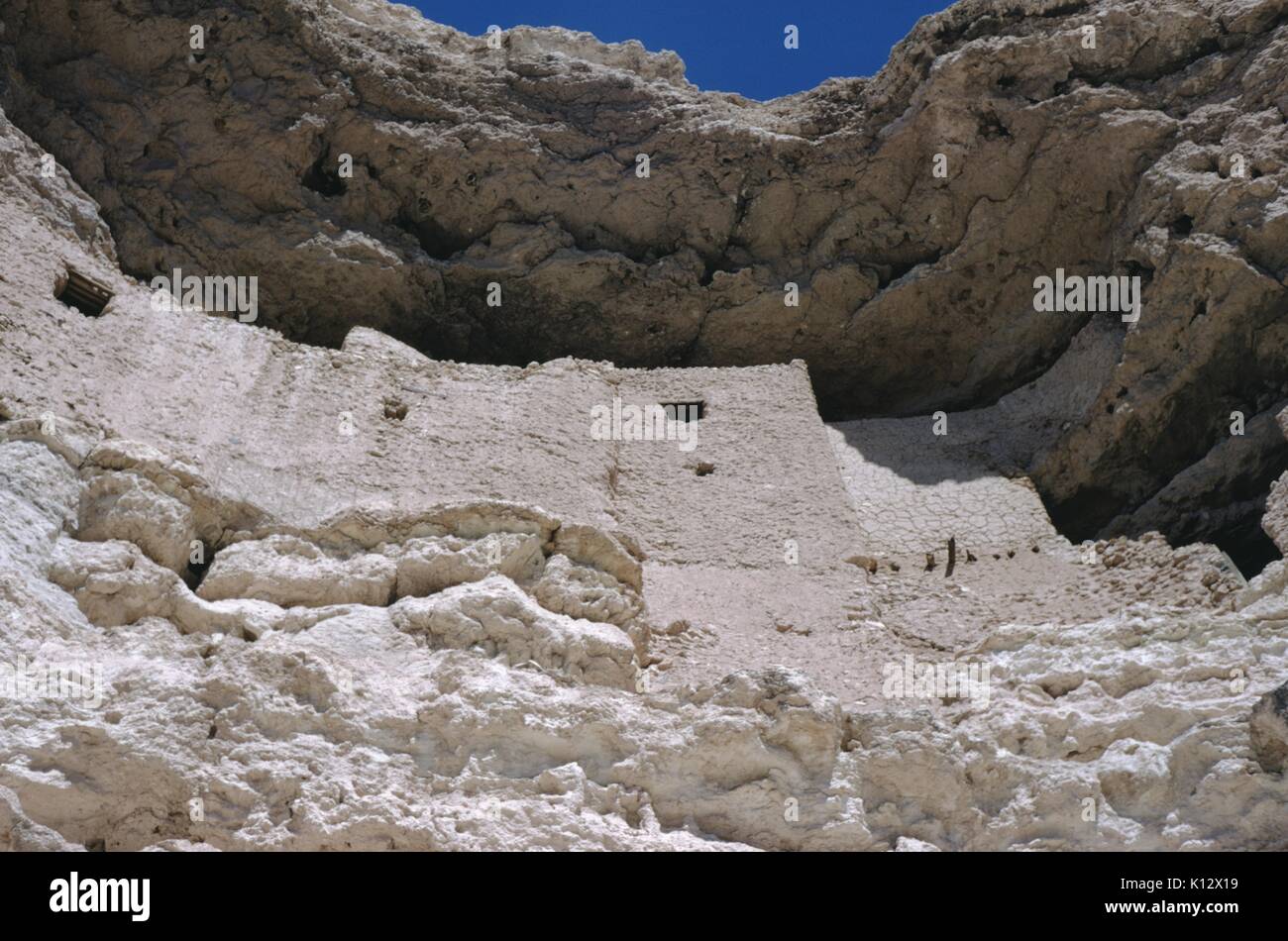 Montezuma Castle National Monument, a Native American cliff dwelling ...