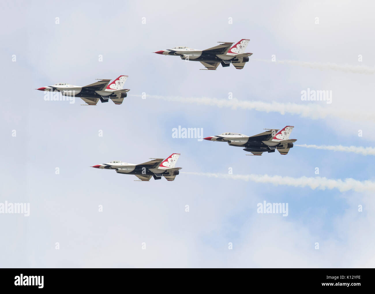 The USAF Thunderbirds demonstration aerobatic display team flying at ...