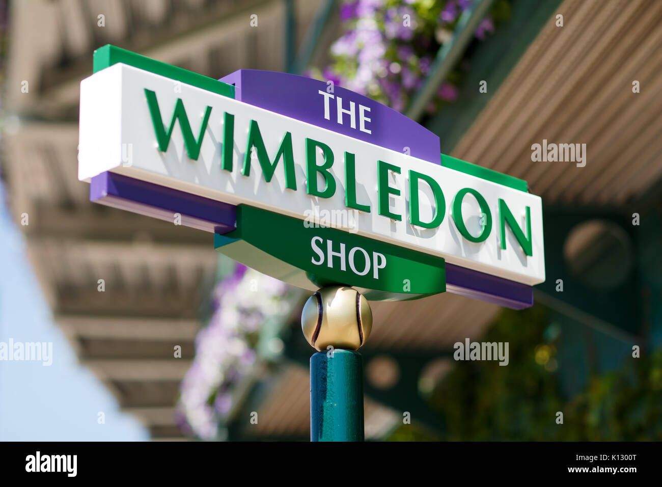 Singles only sign hi-res stock photography and images - Alamy