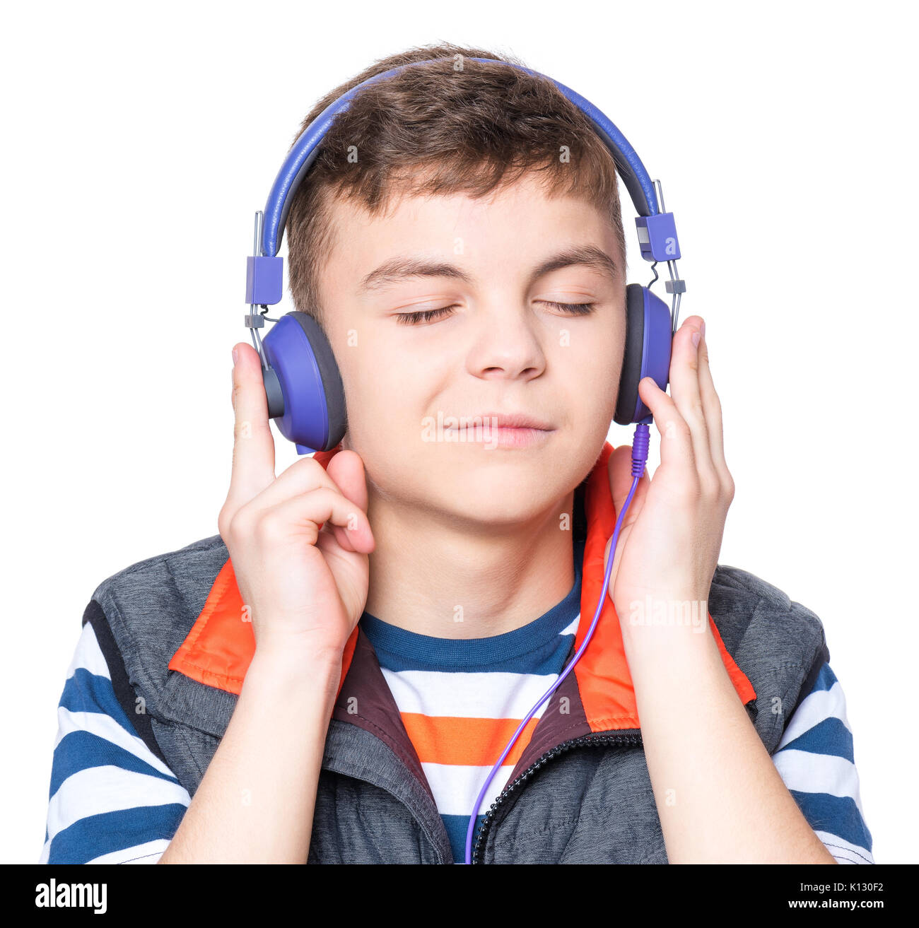 Pre teen boy smiling hi-res stock photography and images - Alamy Pre teen boy smiling hi-res stock photography and images - Alamy
