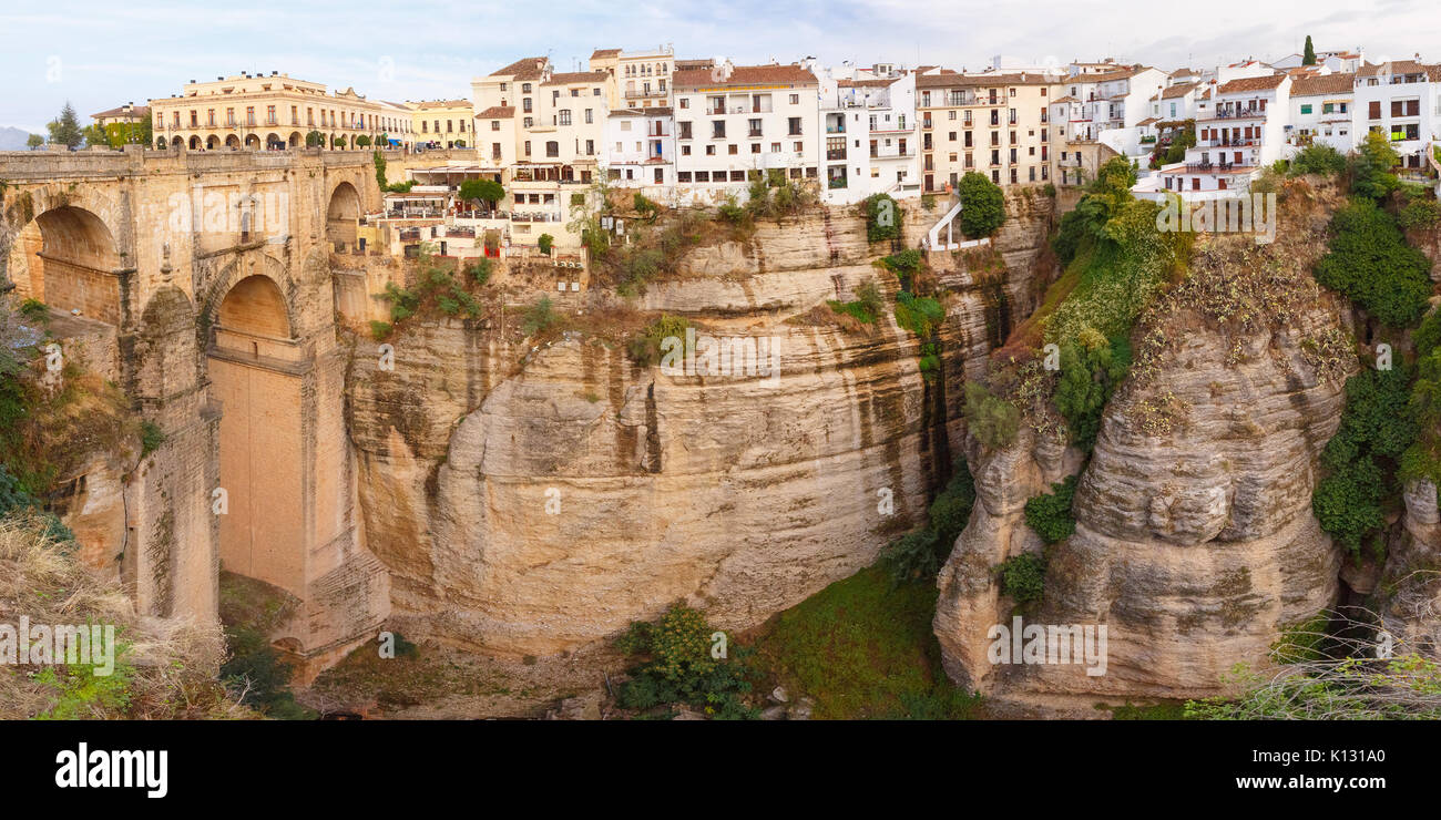 Puente nuevo new bridge hi-res stock photography and images - Alamy