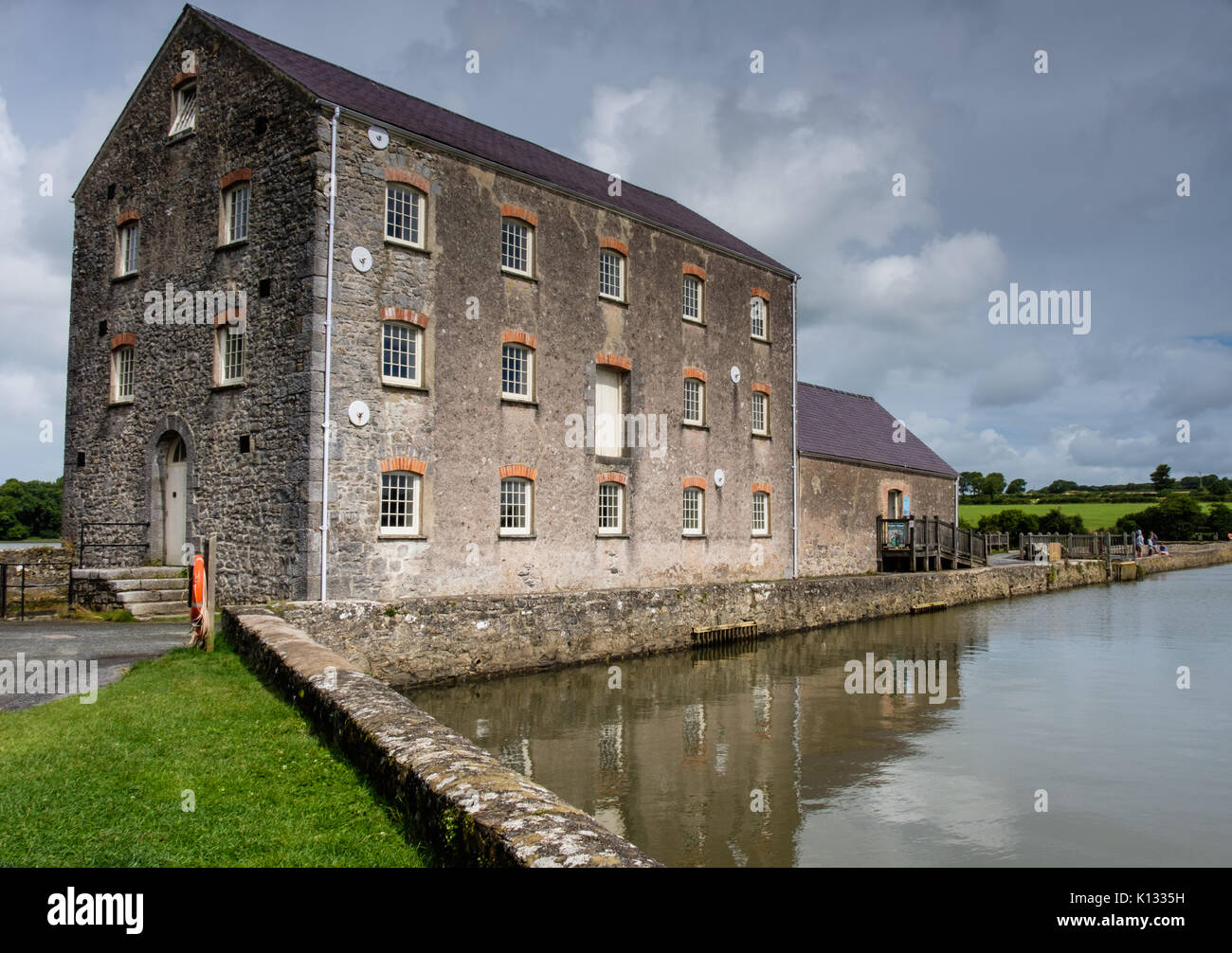 Flour mill uk hi-res stock photography and images - Alamy