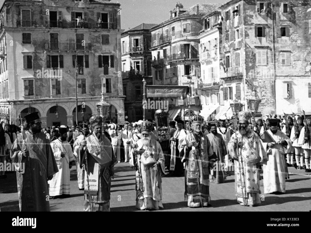 Greece orthodox priest Black and White Stock Photos & Images - Alamy
