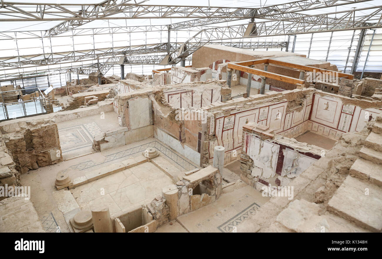 Terrace Houses in Ephesus Ancient City, Izmir, Turkey Stock Photo - Alamy